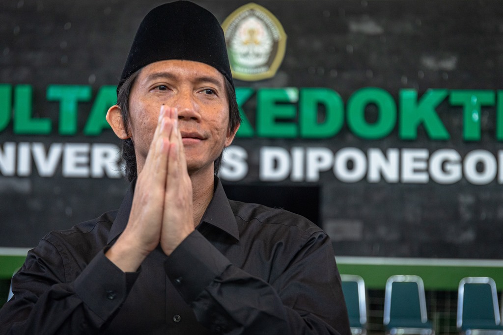 Profil dr Yan Wisnu Prajoko, Dekan FK Undip yang Diberhentikan RSUP ...